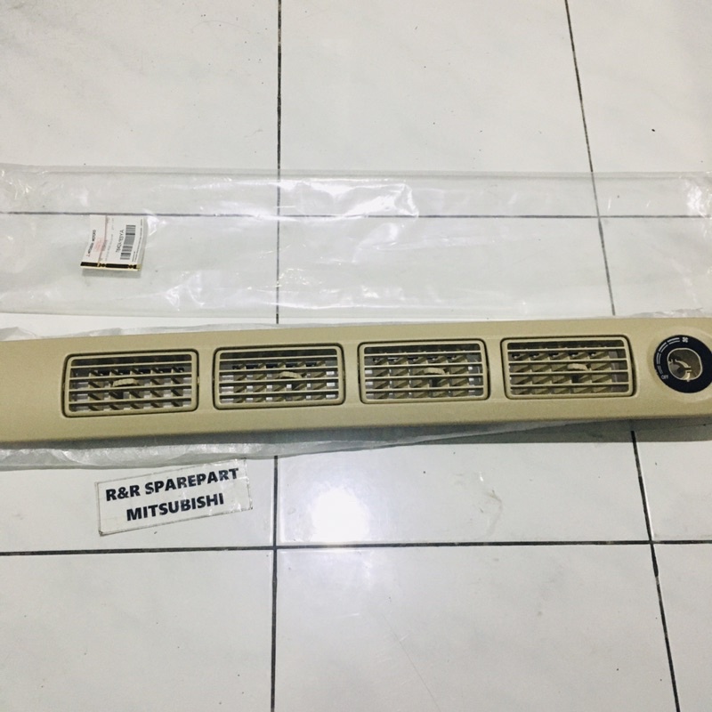 Jual KISI KISI AC SET XPANDER ORIGINAL MITSUBISHI 7842A183YA | Shopee ...