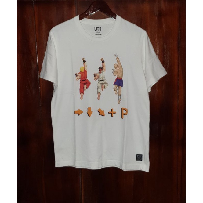 Jual Baju Kaos Game Jadul, Baju Game Uniqlo x Capcom, Kaos Game Uniqlo ...