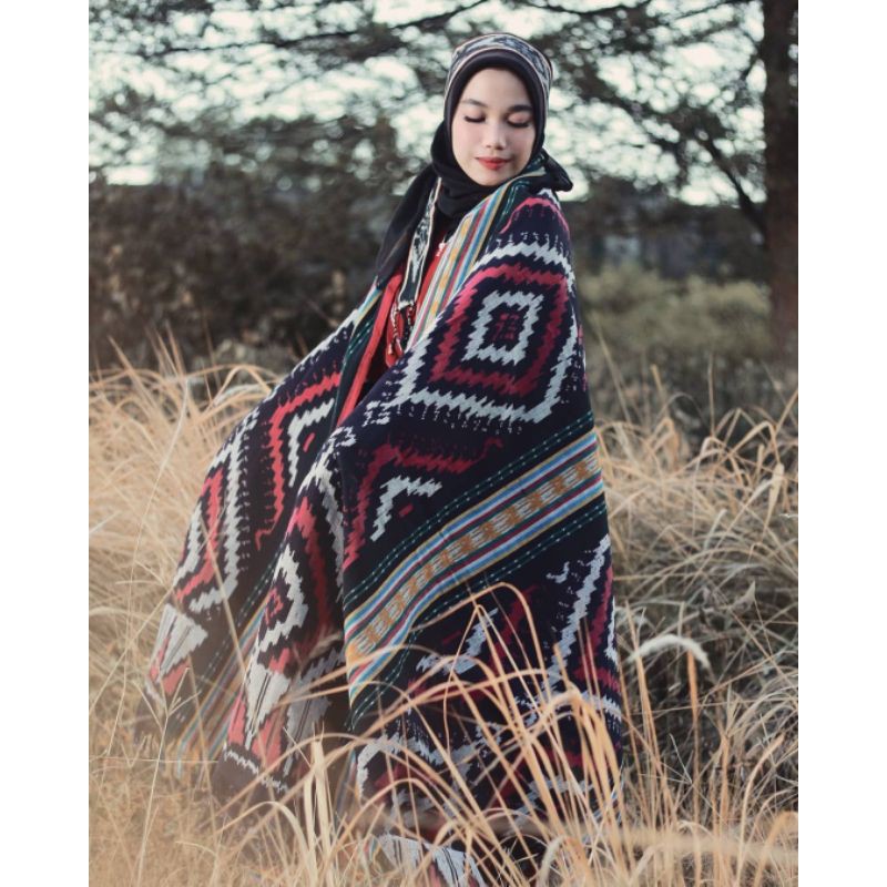 Jual Kain Batik Tenun Ikat Blanket Etnik Troso Jepara Motif Toraja Lombok Kalimantan Ntt Sumbawa ...