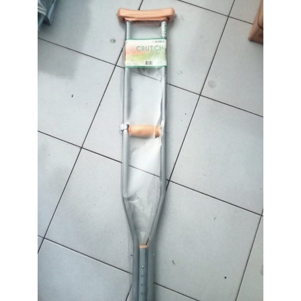 Jual Alat Bantu Jalan Tongkat Ketiak / Krek Ketiak / kruk Ketiak ...