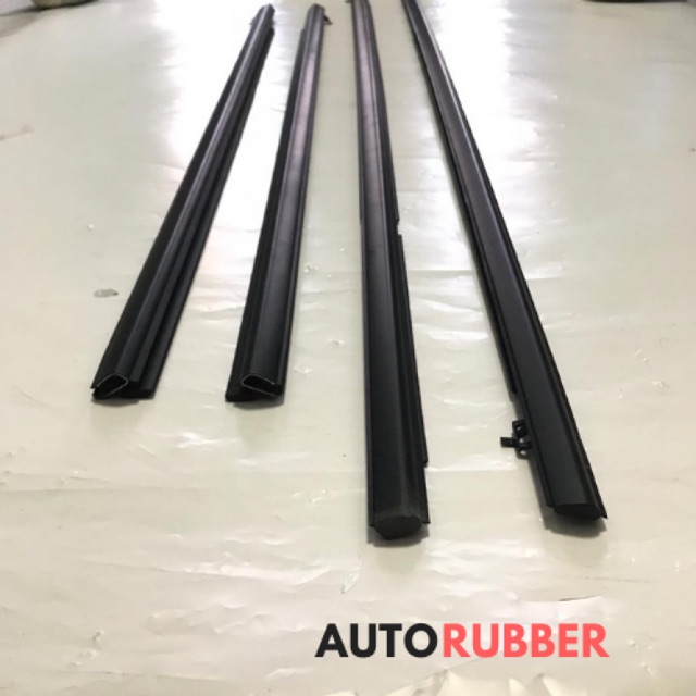 Jual Weather Strip Karet Pelipit List Kaca Honda Freed 1 Set | Shopee ...