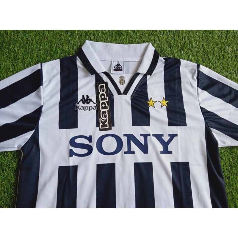 Jual JERSEY BOLA RETRO VINTAGE CLASSIC JUVENTUS HOME 1995 | Shopee ...