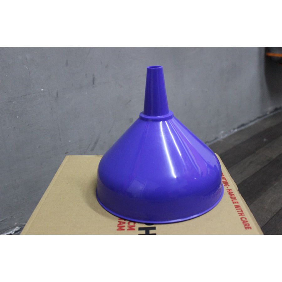 Jual Corong Plastik 20cm Tebal Ukurang Besar 20 cm Minyak Bensin Air DLL | Shopee Indonesia