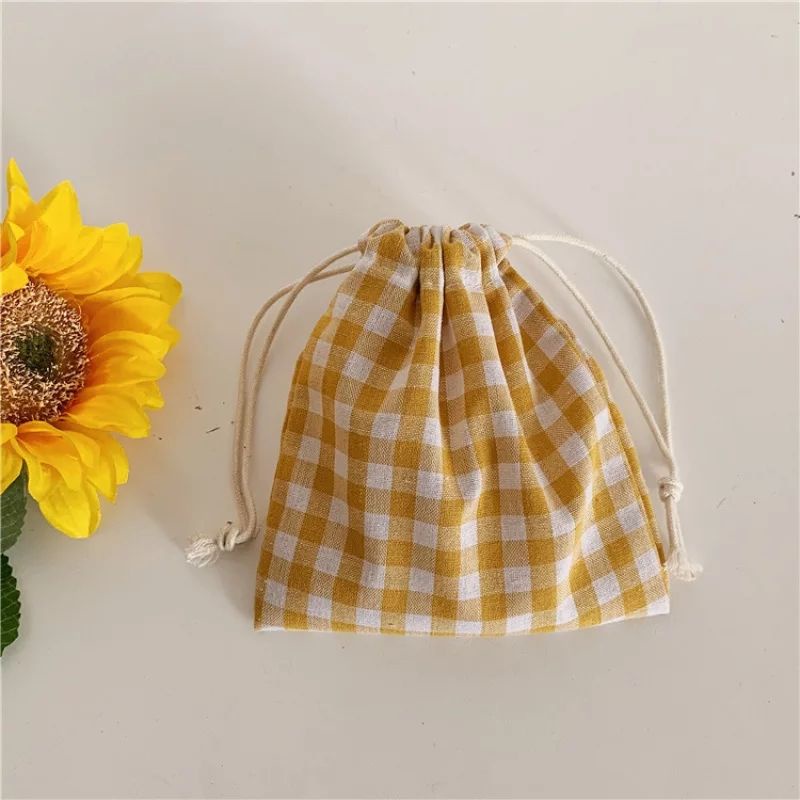 Jual Pouch serut kotak ala korea / pouch gingham / aesthetic drawstring ...