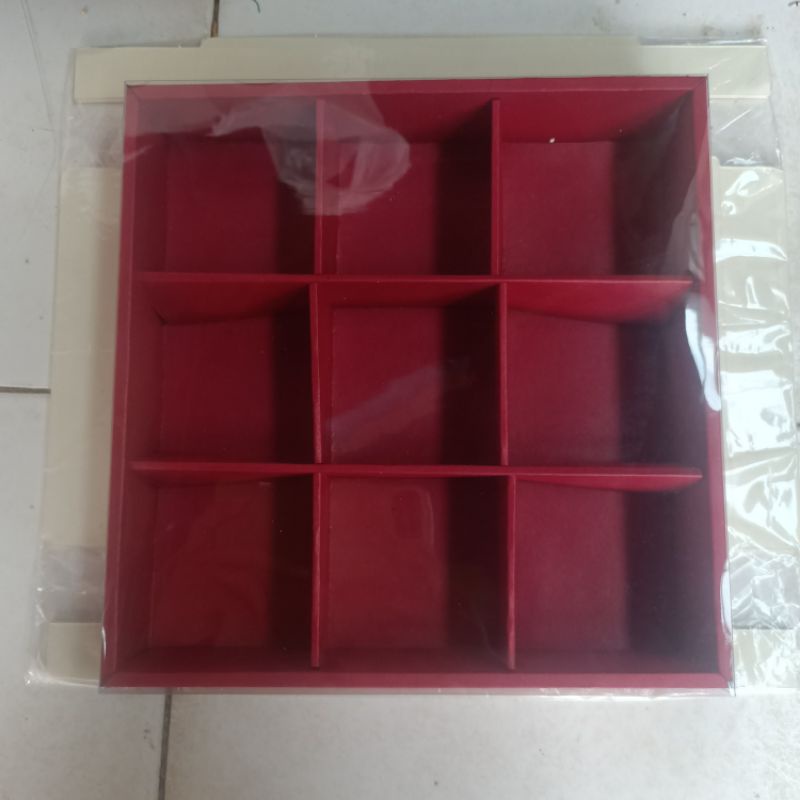 Jual SAGARA BOX - box sekat 9 - kotak sekat 9 - uk. 7,5x7,5x5 | Shopee ...