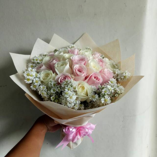 Jual Open Order Valentine Day | Bucket Bunga | Bucket Bunga Wisuda ...