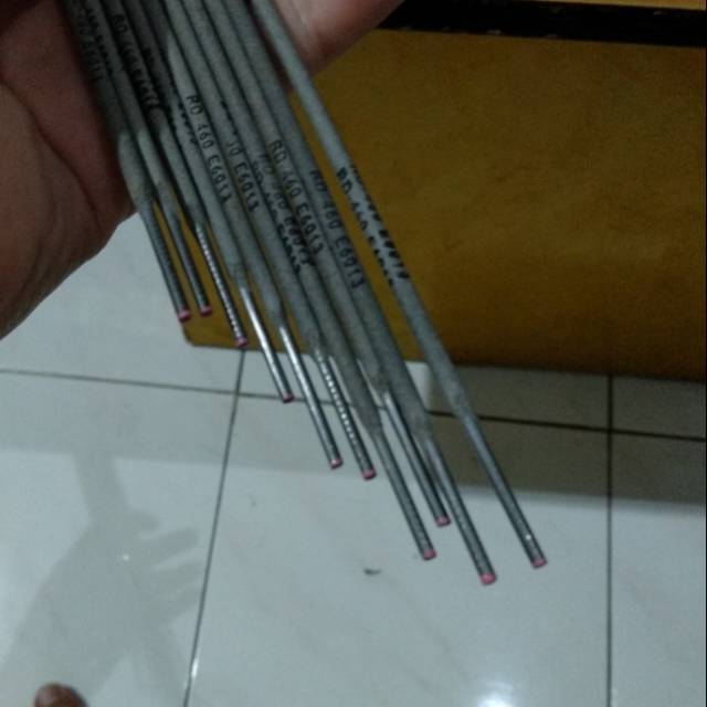 Jual Kawat Las untuk Besi Nikko Steel Welding RD 460 2mm panjang 30 cm isi 10pcs | Shopee Indonesia