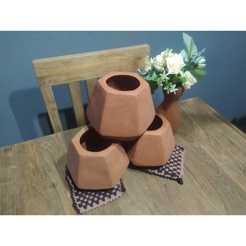 Jual Pot Segi enam | pot terakota | pot kaktus | pot gerabah | pot ...