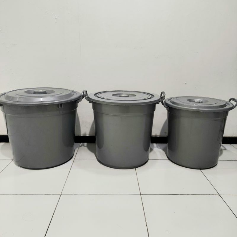 Jual EMBER TONG AIR BESAR JUMBO PLASTIK DENGAN TUTUP 30 40 50 60 LITER | Shopee Indonesia