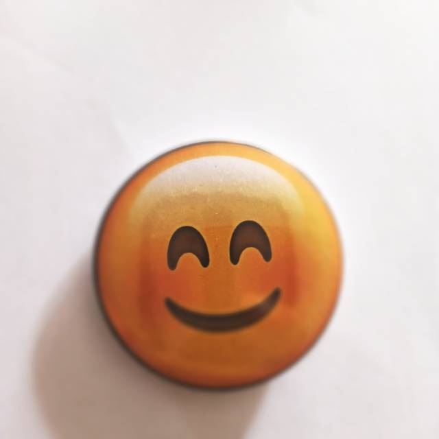 Jual PIN CUSTOM EMOTICON | Shopee Indonesia