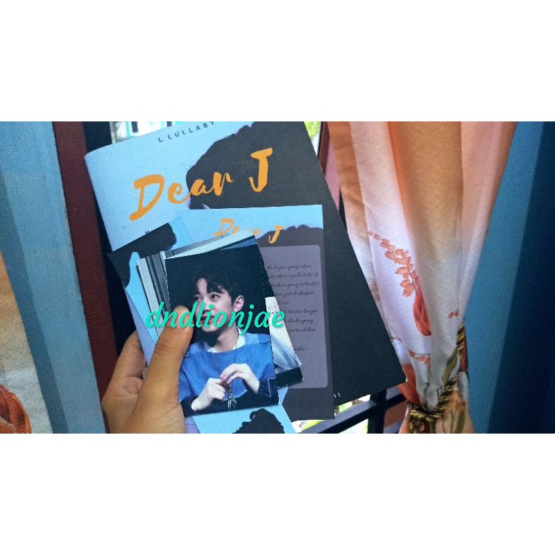 Jual BUKU DEAR J (BOOKED) | Shopee Indonesia