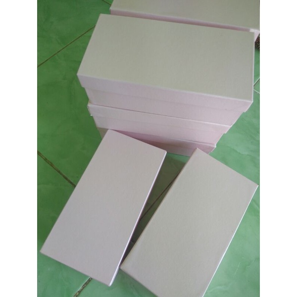 Jual box polosan warna pink 20x10x6cm | Shopee Indonesia