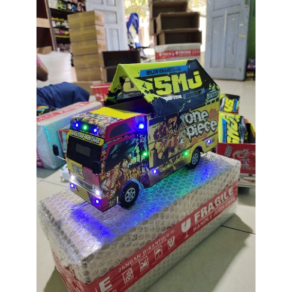 Jual miniatur truk miniatur truck miniatur trek miniatur truk oleng ...
