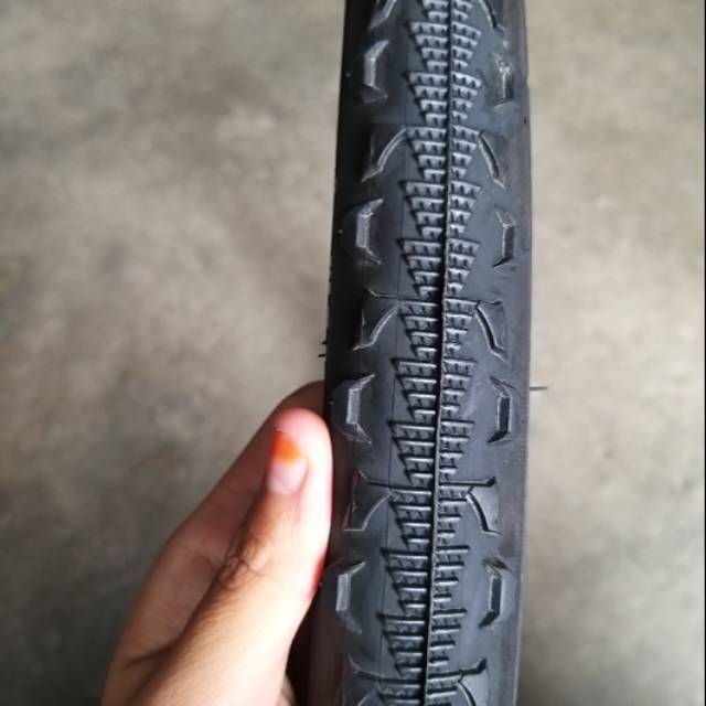Jual Ban luar sepeda ukuran 700 x 38C hitam | Shopee Indonesia