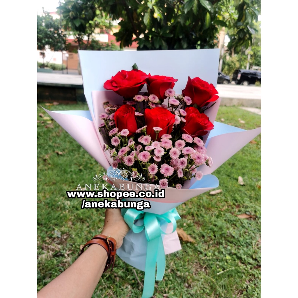 Jual Buket Bunga Mawar Merah Asli Fresh Rose Flower Bouquet Bucket ...