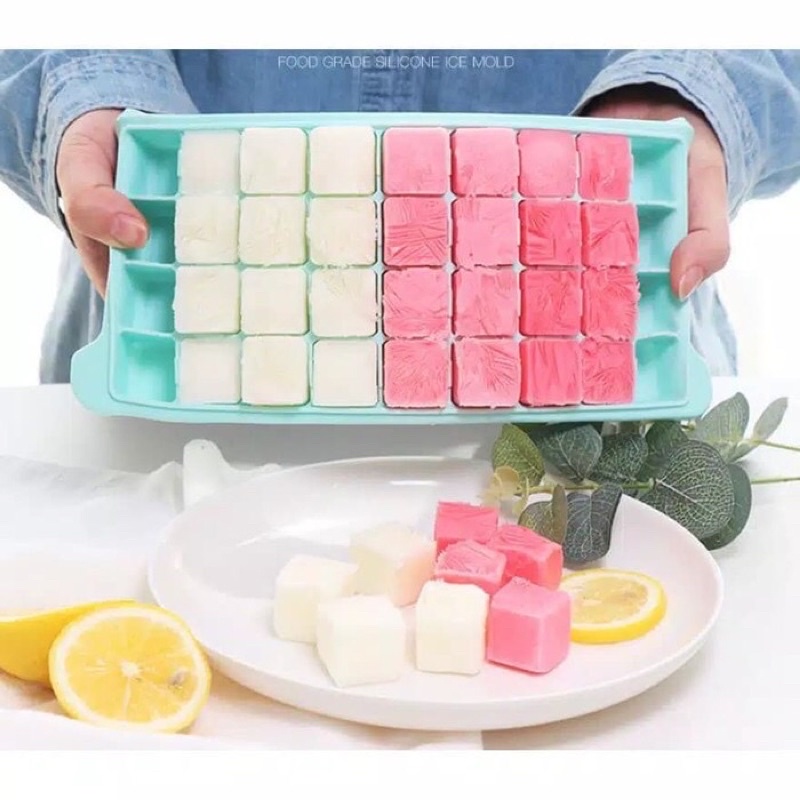 Jual Ice Cube Tray Tempat Cetakan Es Batu Silikon Denan Tutup Besar ...