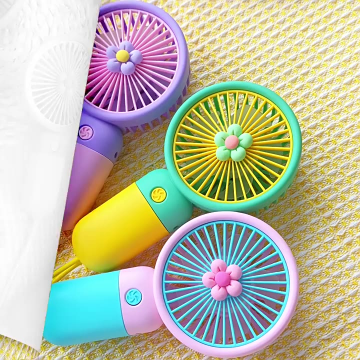 Jual Kipas Angin Mini Portable Kipas Angin USB Genggam Karakter Kipas ...