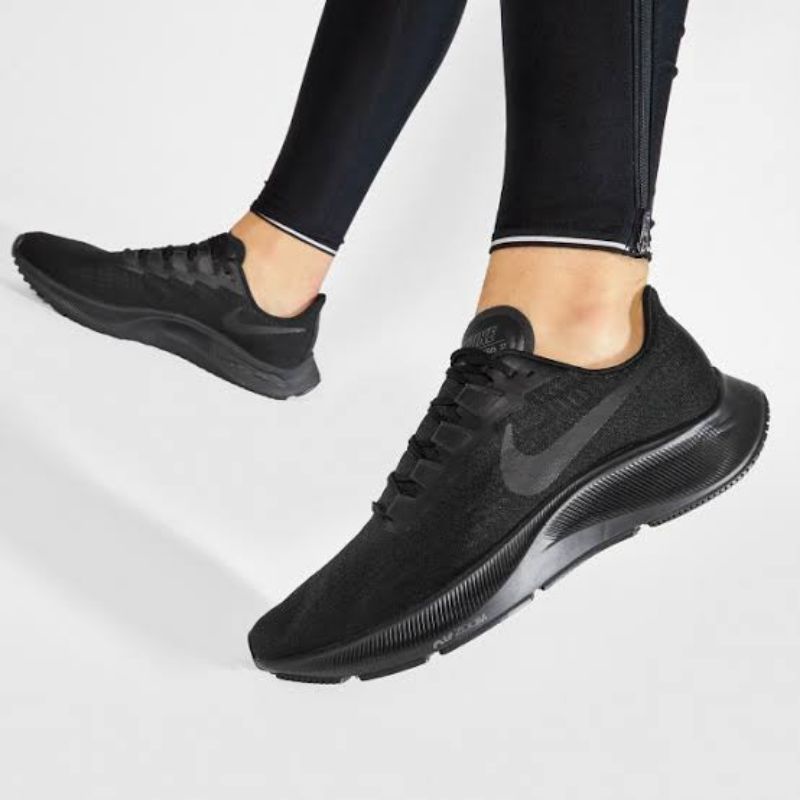 Jual Sepatu Nike Air Zoom Pegasus 37 Triple Black Full Hitam Premium ...