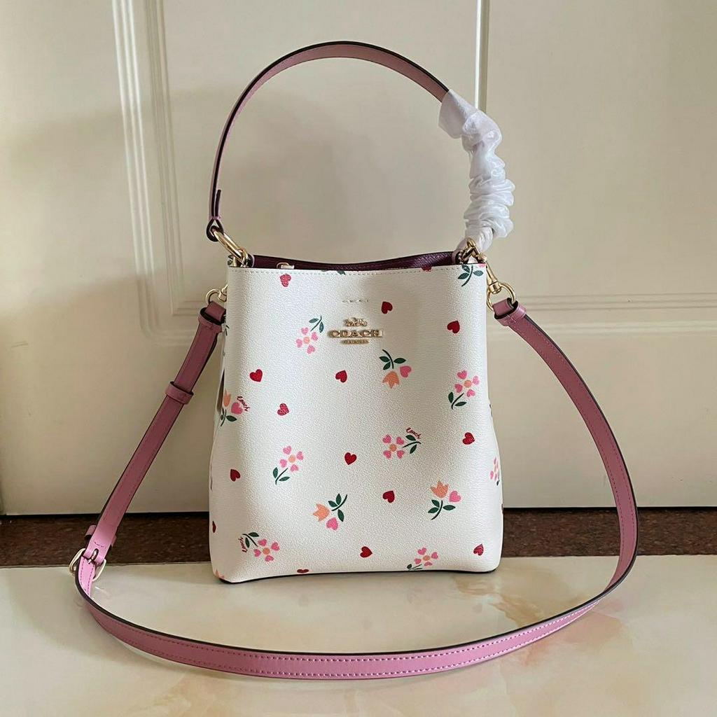 Jual Coach Small Town Bucket Bag In Signature Canvas 2312 C2811 Tas ...
