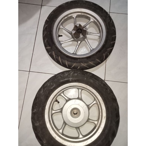 Jual VELG VELEK HONDA SCOOPY DONAT DEPAN BELAKANG PLUS BAN NYA JUGA ...