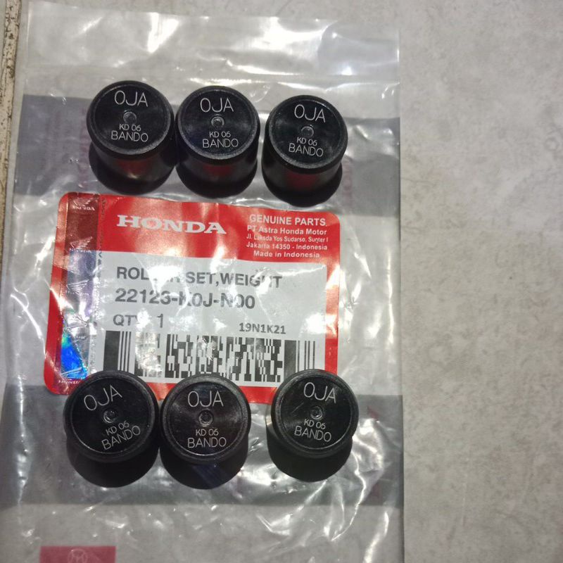 Jual R69 ROLLER SET GENIO 2019 BEAT LED ECO STREET 2020 SCOOPY ESP K2F 2021 KODE PART -KOJ-N00 ...