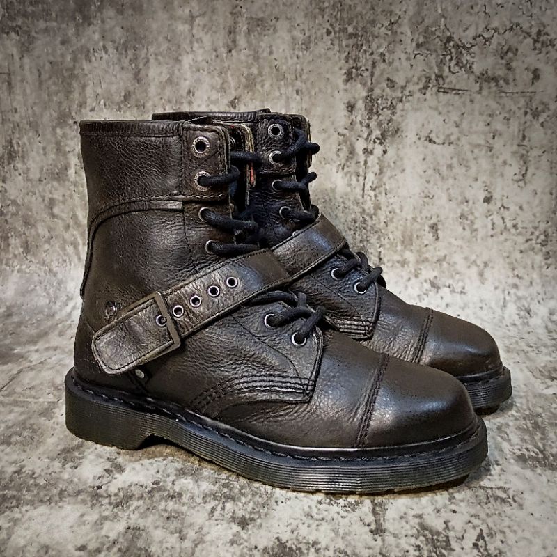 Jual dr martens triumph belt 8 hole ( docmart second ) | Shopee Indonesia