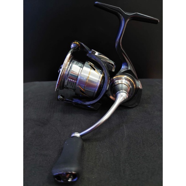 Jual Reel Daiwa Luvias 20 LT 2000S-XH|Kolam|lomba|Casting|Ultralight | Shopee Indonesia