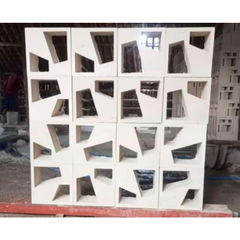 Jual roster roster modern minimalis beton angin motif lobang2 putih ...