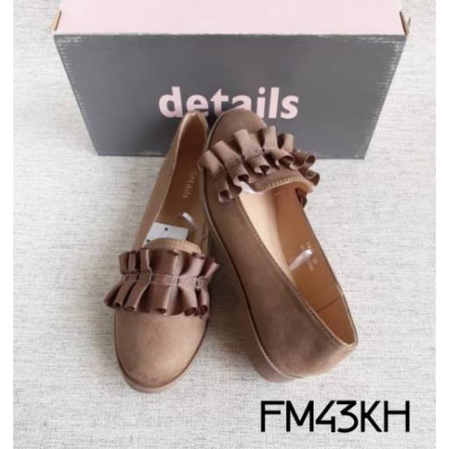 Jual Sepatu Slip On Bludru Motif Lipet Brand MATAHARI Details | Shopee ...