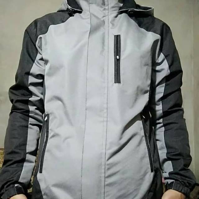Jual Tahan Air Jaket Gunung Premium Waterproof / Jaket Outdoor Bisa COD ...