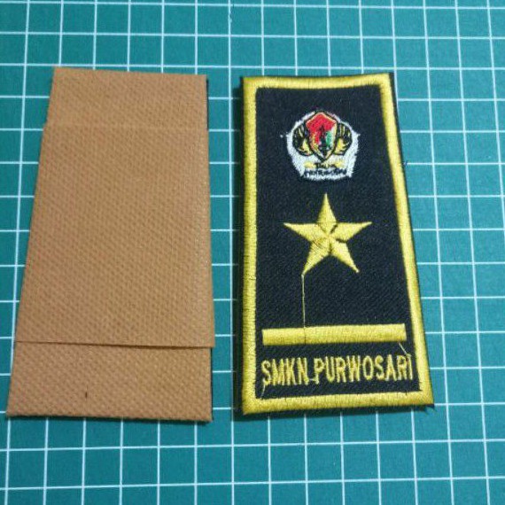 Jual Tanda Pangkat Kelas/ Tanda Jabatan Untuk Siswa BahanAkrilik/ Tanda ...