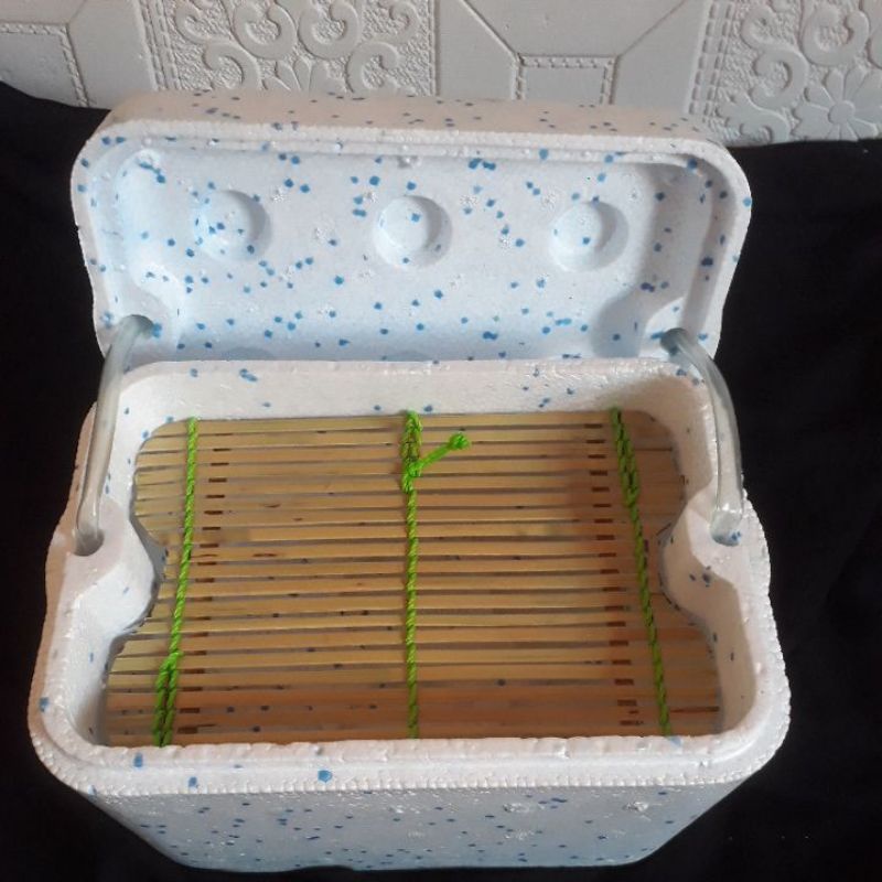 Jual BOX UDANG HIDUP MANCING PLUS TATAKAN TEMPAT UDANG / BIR BOX ...