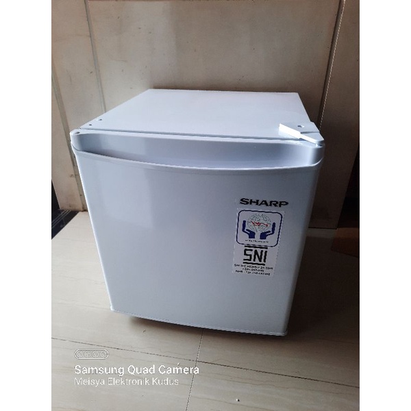 Jual KULKAS MINI SHARP SJ 50MB XW BS | Shopee Indonesia