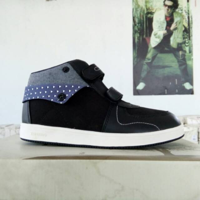 Jual Sepatu Tomkins Monsters Black Navy - Sepatu Olahraga - Sepatu ...