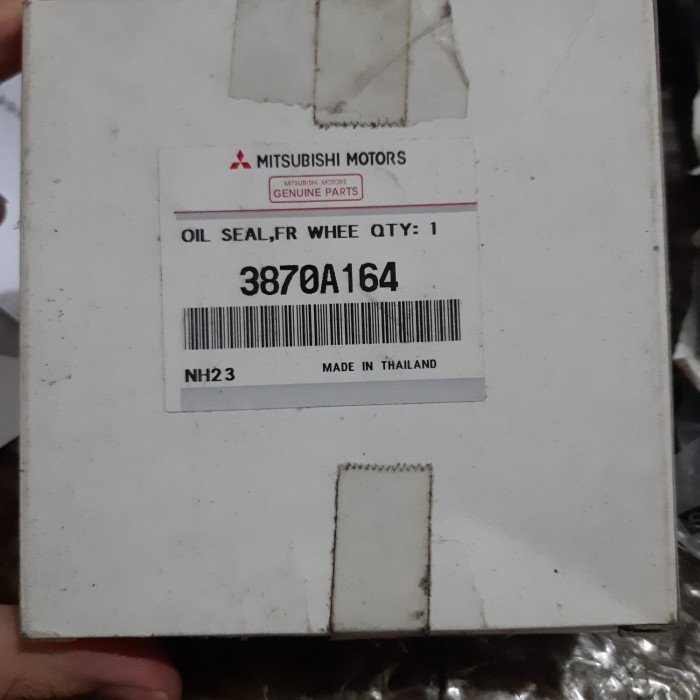 Jual SEAL RODA DEPAN TRITON 2.5 ASLI 3870A164 | Shopee Indonesia