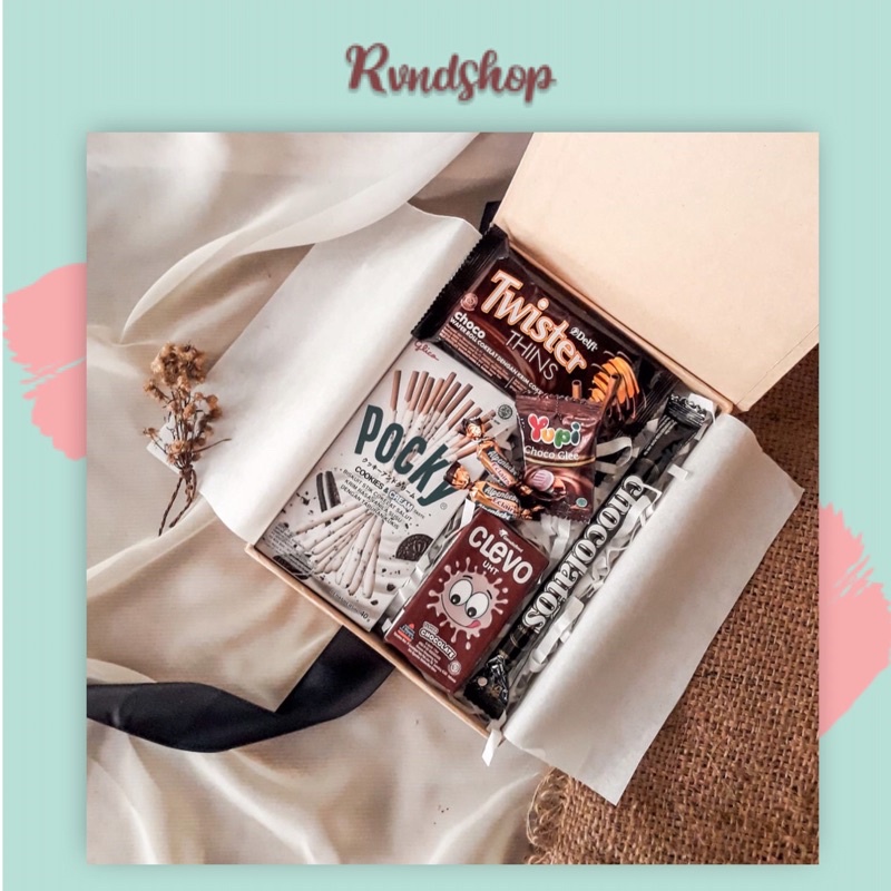 Jual Snack box / hampers box / kado wisuda / kado ulang tahun / kado ...