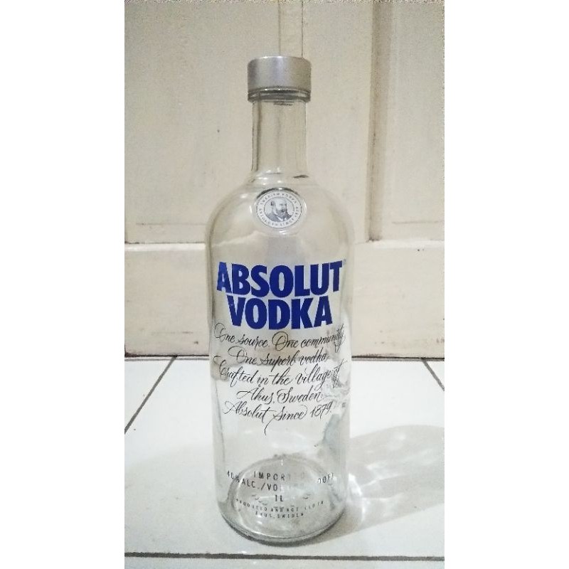 Jual Jual Botol Bekas Absolut Blue Vodka ( SIZE SATU LITER ) | Shopee ...