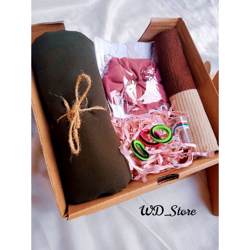 Jual PAKET HIJAB PASHMINA INSTAN/ GIFT BOX HAMPERS HIJAB/ HAMPERS HIJAB MURAH | Shopee Indonesia