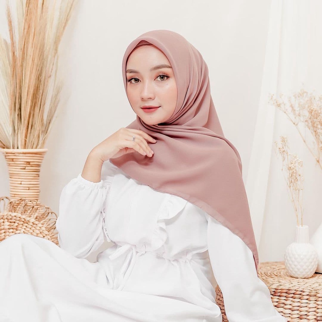 Jual HIJAB BELLA SQUARE WARNA DUSTY MILO BAHAN POLYCOTTON DOUBLE HYCOUNT 115CM X 115CM | Shopee ...