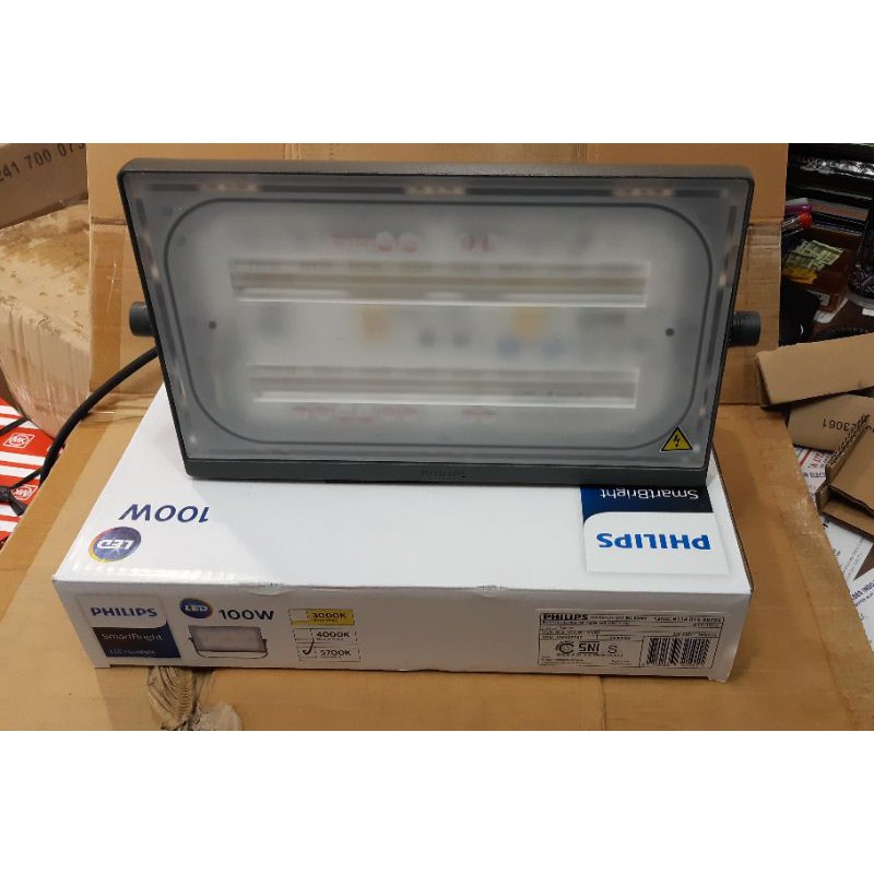 Jual PHILIPS LAMPU SOROT FLOOD LIGHT LED BVP174 100W LED95/CW WB GREY | Shopee Indonesia
