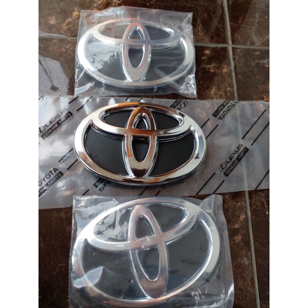 Jual Logo Depan Toyota All new Avanza Veloz 2012-2014 Original | Shopee ...
