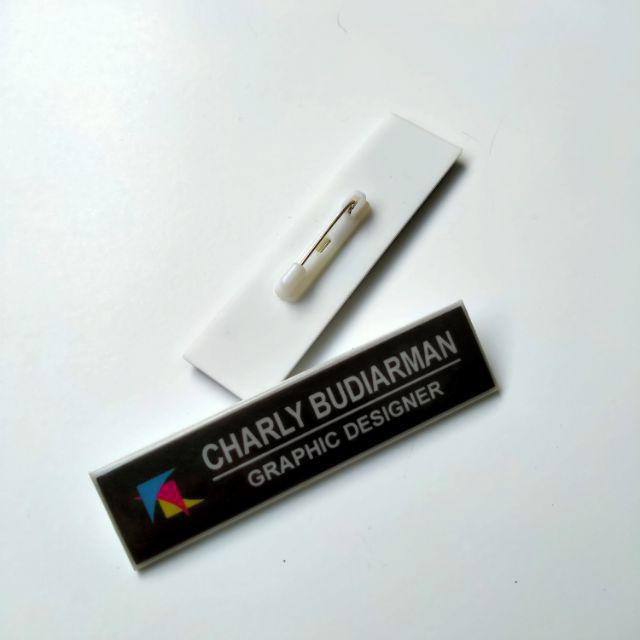 Jual Name Tag Nama Dada - Magnet Peniti Kuningan & Akrilik Resin ...