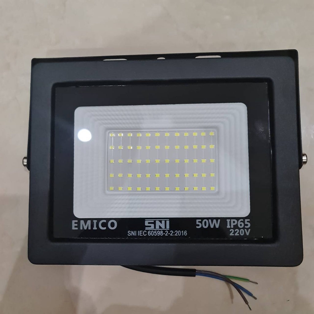 Jual Lampu Sorot 50W PUTIH Emico/Lampu Tembak LED 50 Watt IP65 EMICO | Shopee Indonesia
