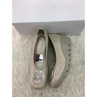 Jual sepatu first contact Harga Terbaik & Termurah April 2024 | Shopee ...