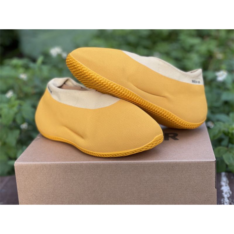 Jual Sepatu Yeezy Knit RNR Sulfur High Premium Original | Shopee Indonesia