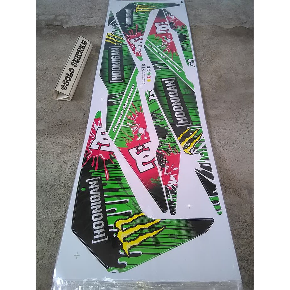 Jual Striping Sticker Lis Variasi Beat F1 New Hoonigan DC -1 f355 ...