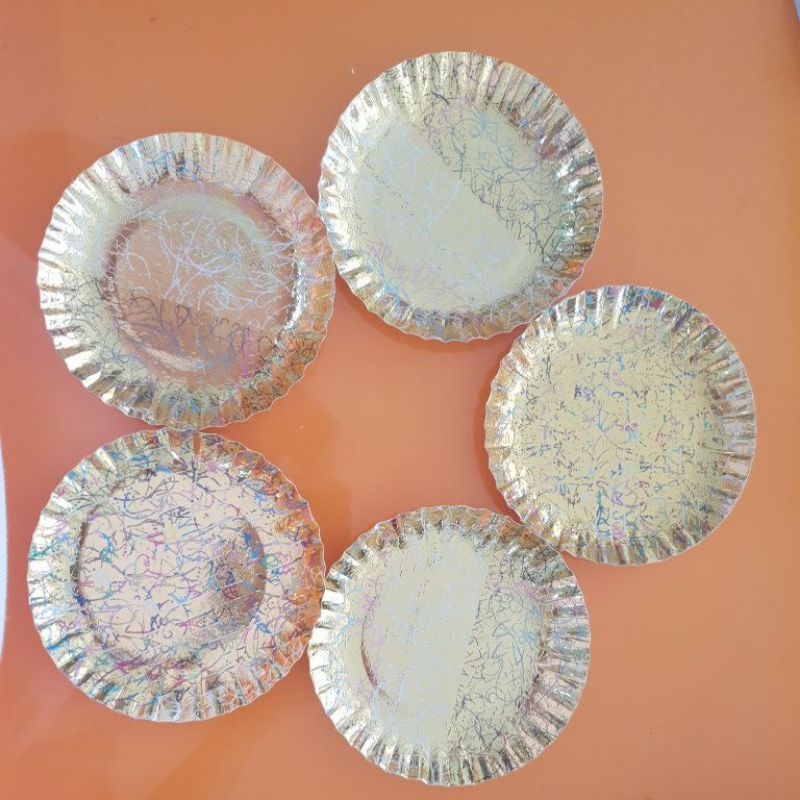 Jual Piring Kue Gold / Paper Plate Gold / Piring Kertas / Piring Kue Ultah | Shopee Indonesia