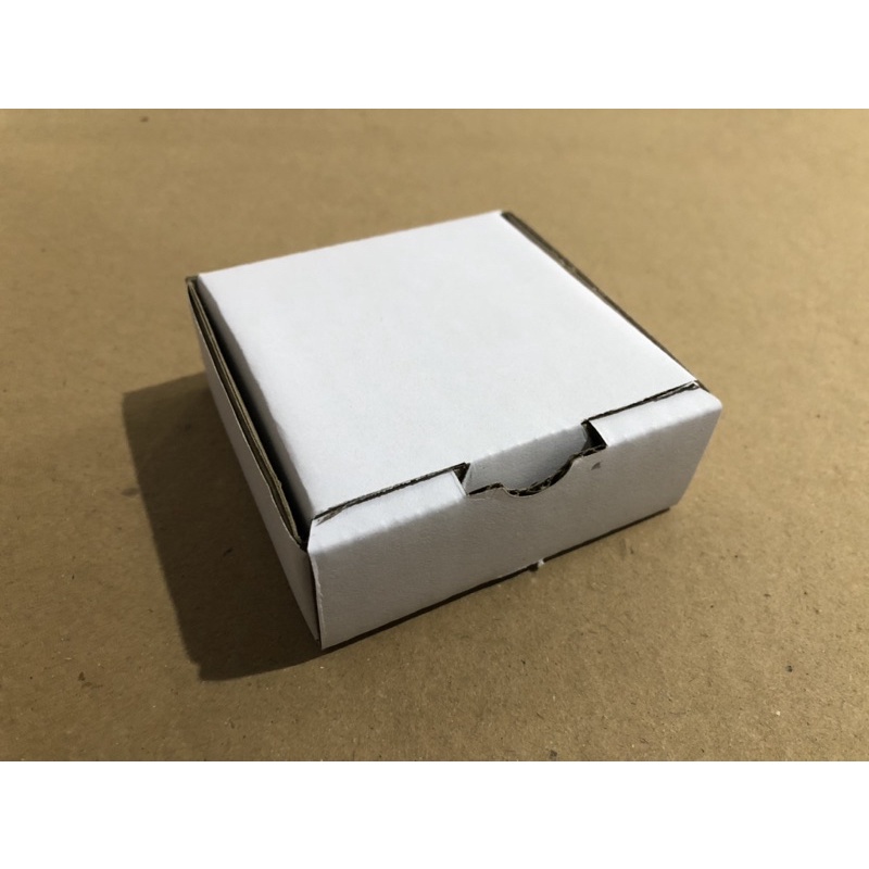 Jual 8x8x3 cm putih white kraft box kardus karton die cut kemasan ...