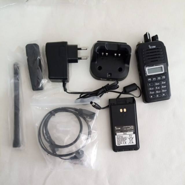 Jual HT ICOM IC-V88 HANDY TALKY 5.5 W CI V88 FBI V 88 VHF FREE HEADSET ...