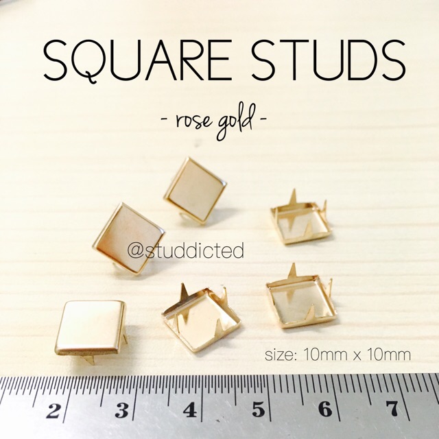 Jual 50 pcs Square Studs (Flat Pyramid) | Shopee Indonesia